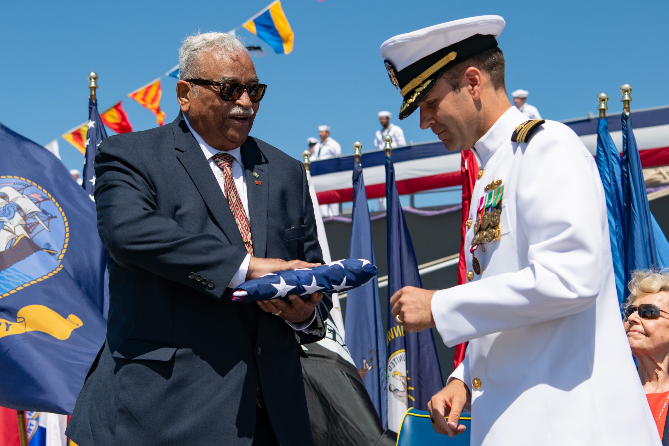 USS Cowpens decommissioned after 33 years – The Coronado News